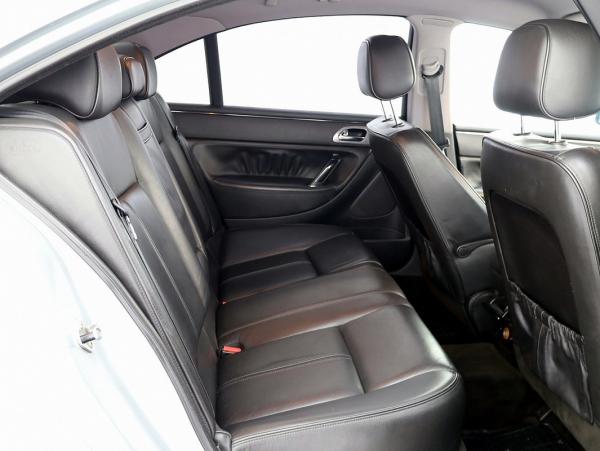 Pelēks Peugeot 607 2010 Tallina, ar dzinēja tilpumu 2.70 L un nobraukumu 273 tūkst. km par 899 €, foto 7 vietnē AUTOMOTO.COM.LV