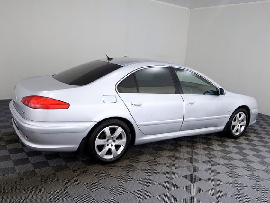 Pelēks Peugeot 607 2010 Tallina, ar dzinēja tilpumu 2.70 L un nobraukumu 273 tūkst. km par 799 €, foto 4 vietnē AUTOMOTO.COM.LV
