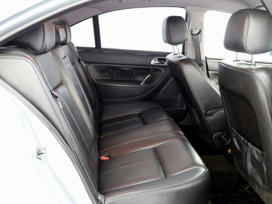 Pelēks Peugeot 607 2010 Tallina, ar dzinēja tilpumu 2.70 L un nobraukumu 273 tūkst. km par 799 €, foto 8 vietnē AUTOMOTO.COM.LV
