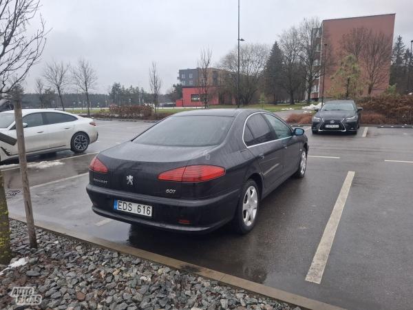 Peugeot 607 2001 Viļņa, ar dzinēja tilpumu 2.20 L un nobraukumu 400 tūkst. km par 890 €, foto 4 vietnē AUTOMOTO.COM.LV