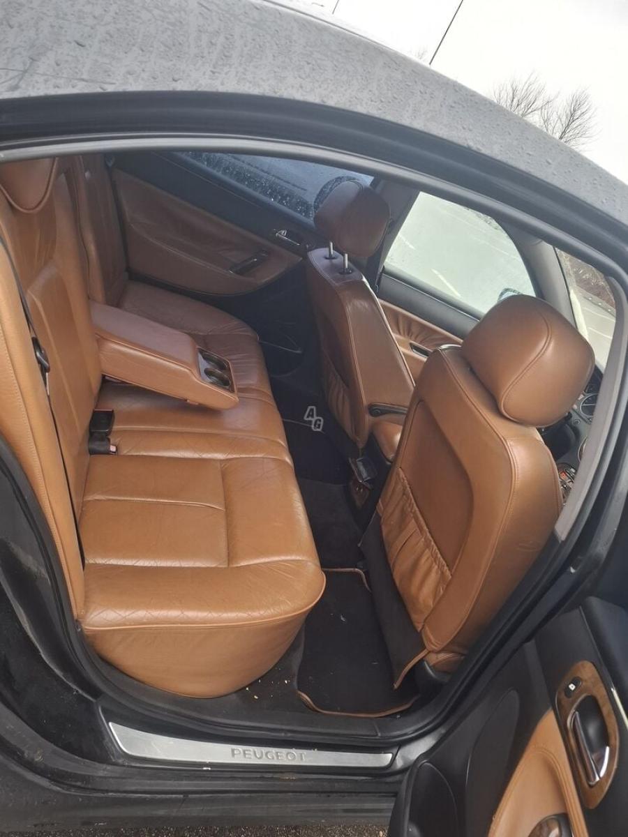 Peugeot 607 2002 Viļņa, ar dzinēja tilpumu 2.20 L un nobraukumu 400 tūkst. km par 890 €, foto 10 vietnē AUTOMOTO.COM.LV