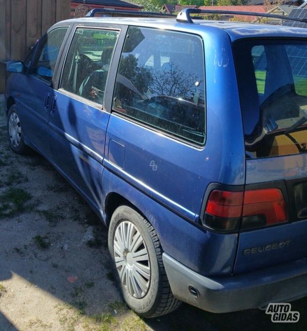 Blue Peugeot 806 1997 in Klaipeda, with an engine capacity of 2.00 L and mileage of 450 thousand km for 750 €, photo 1 on AUTOMOTO.COM.LV