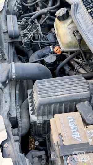Peugeot 806 2001 in Kaunas, with an engine capacity of 2.00 L and mileage of 248 thousand km for 2150 €, photo 18 on AUTOMOTO.COM.LV