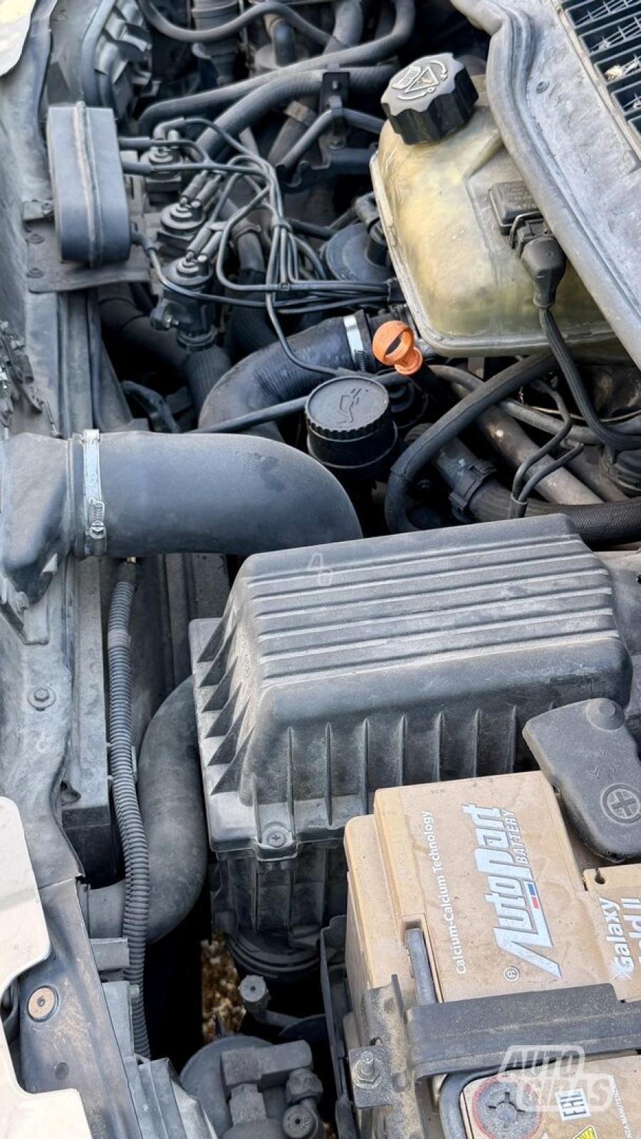 Peugeot 806 2001 in Kaunas, with an engine capacity of 2.00 L and mileage of 248 thousand km for 2150 €, photo 18 on AUTOMOTO.COM.LV