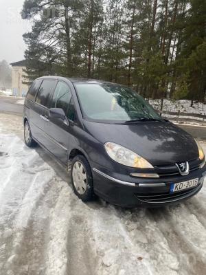Черный Пежо 807 2008 в Валмиера, объемом двигателя 2.00 л и пробегом 280 тыс. км за 1000 €, фото  на AUTOMOTO.COM.LV