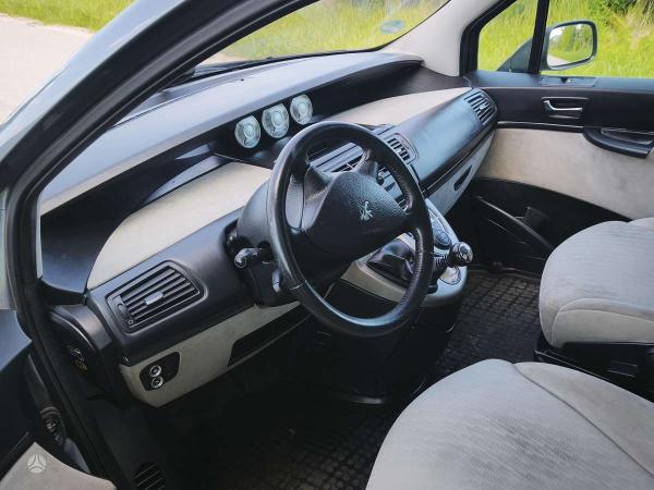 Zils Peugeot 807 2008 Kauņa, ar dzinēja tilpumu 2.00 L un nobraukumu 253 tūkst. km par 2750 €, foto 7 vietnē AUTOMOTO.COM.LV
