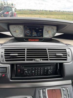 Green Peugeot 807 2006 in Vilnius, with an engine capacity of 2.18 L and mileage of 247 thousand km for 1599 €, photo 13 on AUTOMOTO.COM.LV