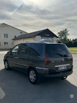Green Peugeot 807 2008 in Pasvalys, with an engine capacity of 2.18 L and mileage of 426 thousand km for 3200 €, photo 5 on AUTOMOTO.COM.LV