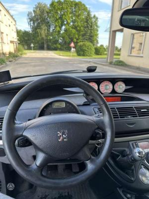 Green Peugeot 807 2008 in Pasvalys, with an engine capacity of 2.18 L and mileage of 426 thousand km for 3200 €, photo 15 on AUTOMOTO.COM.LV