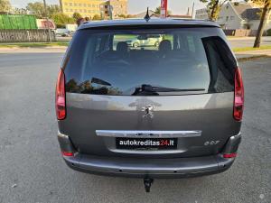 Green Peugeot 807 2011 in Siauliai, with an engine capacity of 2.00 L and mileage of 277 thousand km for 4550 €, photo 11 on AUTOMOTO.COM.LV