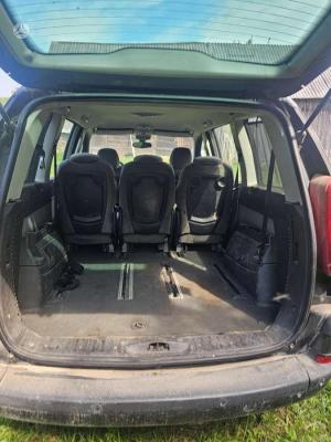 Pelēks Peugeot 807 2005 Kelmė, ar dzinēja tilpumu 2.00 L un nobraukumu 334 tūkst. km par 450 €, foto  vietnē AUTOMOTO.COM.LV