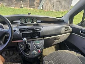Pelēks Peugeot 807 2005 Kelmė, ar dzinēja tilpumu 2.00 L un nobraukumu 334 tūkst. km par 450 €, foto 3 vietnē AUTOMOTO.COM.LV