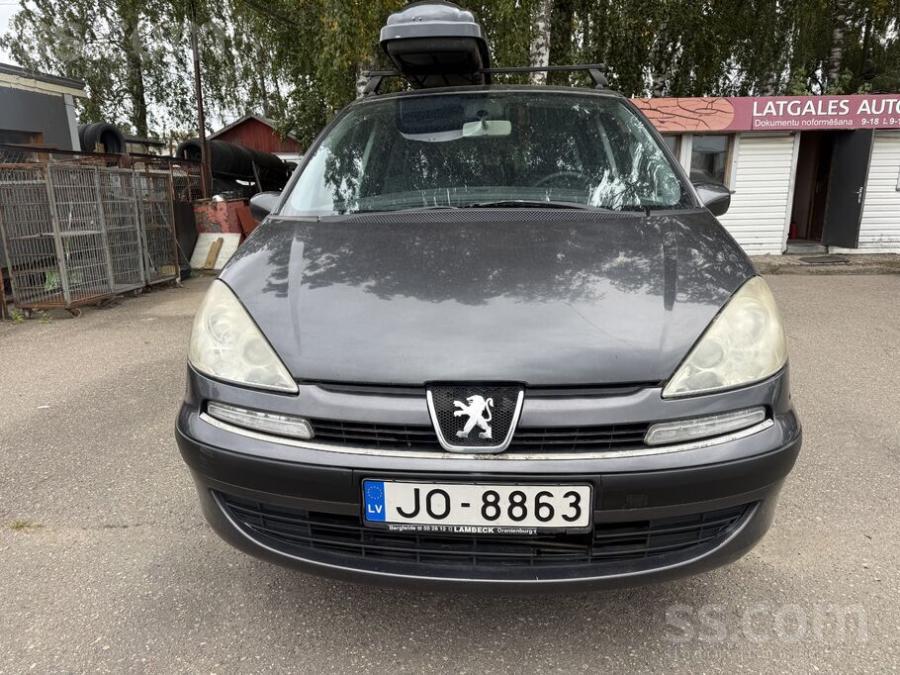 Pelēks Peugeot 807 2005 Rīga, ar dzinēja tilpumu 2.20 L un nobraukumu 320 tūkst. km par 1680 €, foto 6 vietnē AUTOMOTO.COM.LV