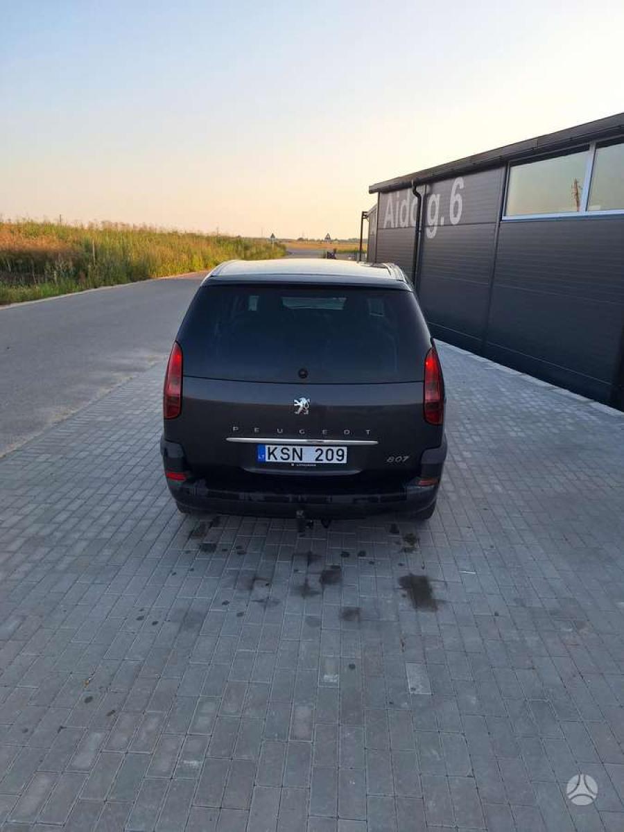 Pelēks Peugeot 807 2007 Kauņa, ar dzinēja tilpumu 2.00 L un nobraukumu 344 tūkst. km par 1150 €, foto 7 vietnē AUTOMOTO.COM.LV