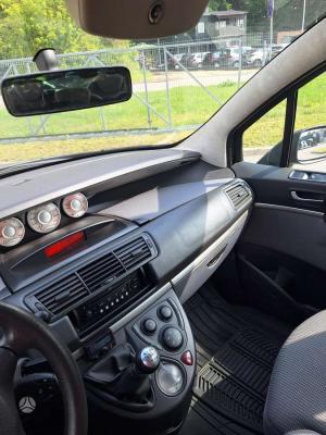 Pelēks Peugeot 807 2007 Kauņa, ar dzinēja tilpumu 2.00 L un nobraukumu 344 tūkst. km par 1150 €, foto 14 vietnē AUTOMOTO.COM.LV