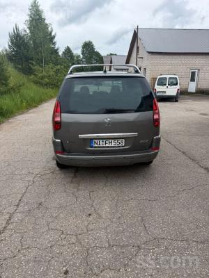 Pelēks Peugeot 807 2009 Rīga, ar dzinēja tilpumu 2.00 L un nobraukumu 299 tūkst. km par 3000 €, foto 5 vietnē AUTOMOTO.COM.LV