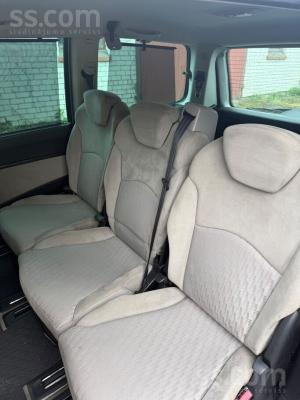 Pelēks Peugeot 807 2009 Rīga, ar dzinēja tilpumu 2.00 L un nobraukumu 299 tūkst. km par 3000 €, foto 7 vietnē AUTOMOTO.COM.LV