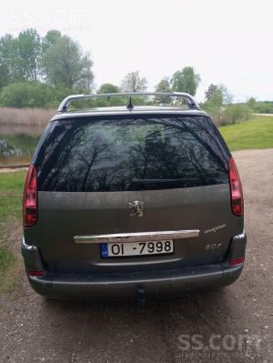 Grey Peugeot 807 2010 in Riga, with an engine capacity of 2.00 L and mileage of 0 thousand km for 3250 €, photo 5 on AUTOMOTO.COM.LV