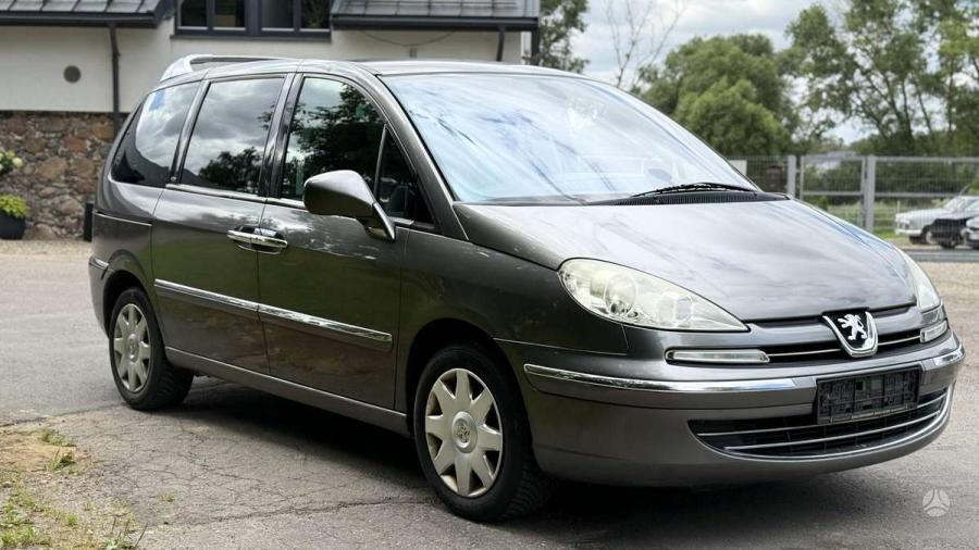 Pelēks Peugeot 807 2011 Panevēža, ar dzinēja tilpumu 2.00 L un nobraukumu 330 tūkst. km par 3200 €, foto 5 vietnē AUTOMOTO.COM.LV