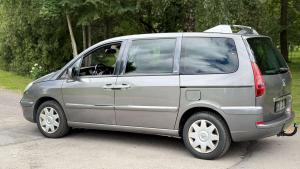 Pelēks Peugeot 807 2011 Panevēža, ar dzinēja tilpumu 2.00 L un nobraukumu 330 tūkst. km par 3200 €, foto 12 vietnē AUTOMOTO.COM.LV