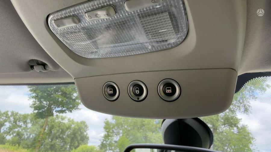 Pelēks Peugeot 807 2011 Panevēža, ar dzinēja tilpumu 2.00 L un nobraukumu 330 tūkst. km par 3200 €, foto 17 vietnē AUTOMOTO.COM.LV