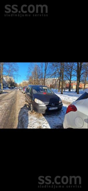 Grey Peugeot 807 2024 in Riga, with an engine capacity of 2.20 L and mileage of 316 thousand km for 1500 €, photo 6 on AUTOMOTO.COM.LV