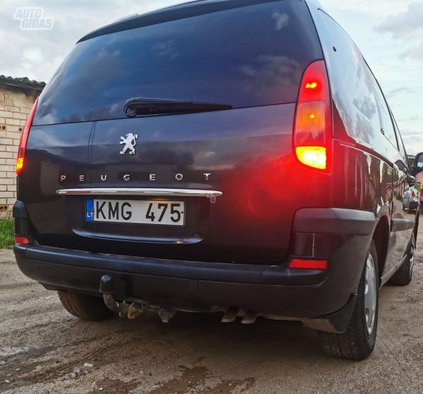 Peugeot 807 2005 Ignalina, ar dzinēja tilpumu 2.10 L un nobraukumu 303 tūkst. km par 350 €, foto 2 vietnē AUTOMOTO.COM.LV