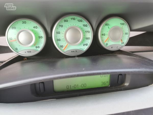 Peugeot 807 2005 Ignalina, ar dzinēja tilpumu 2.10 L un nobraukumu 303 tūkst. km par 350 €, foto 4 vietnē AUTOMOTO.COM.LV