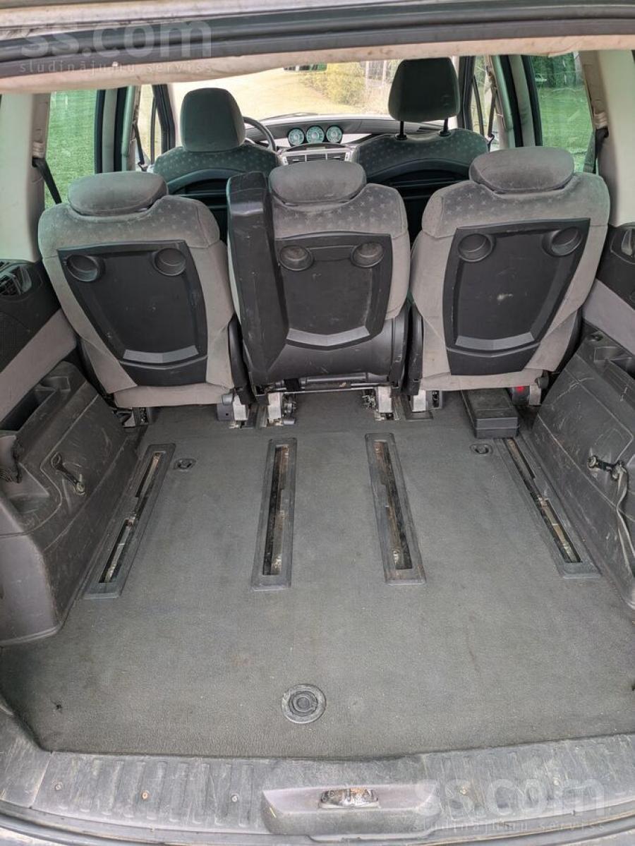 Peugeot 807 2004 in Jelgava, with an engine capacity of 2.00 L and mileage of 152 thousand km for 1700 €, photo 10 on AUTOMOTO.COM.LV