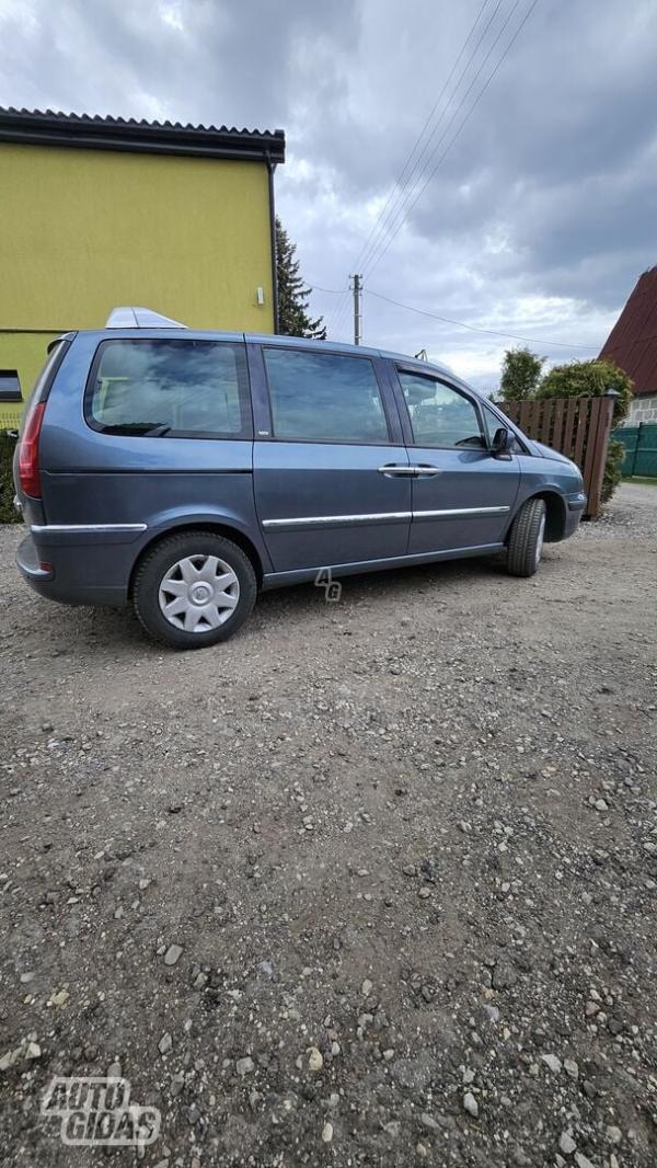 Peugeot 807 2008 in Panevezys, with an engine capacity of 2.00 L and mileage of 269 thousand km for 2800 €, photo 3 on AUTOMOTO.COM.LV