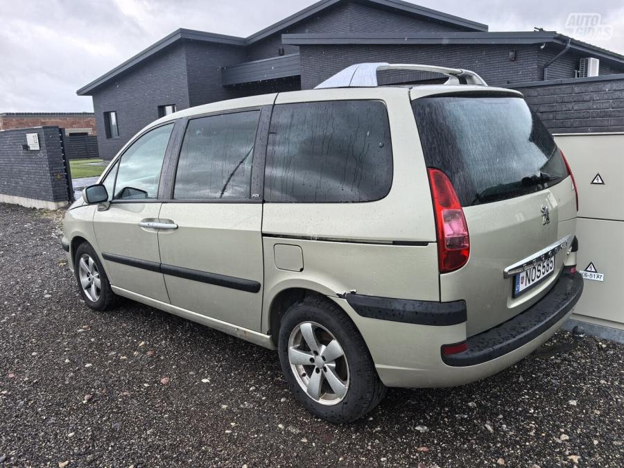 Peugeot 807 2008 in Taurage, with an engine capacity of 2.00 L and mileage of 198 thousand km for 1900 €, photo 4 on AUTOMOTO.COM.LV