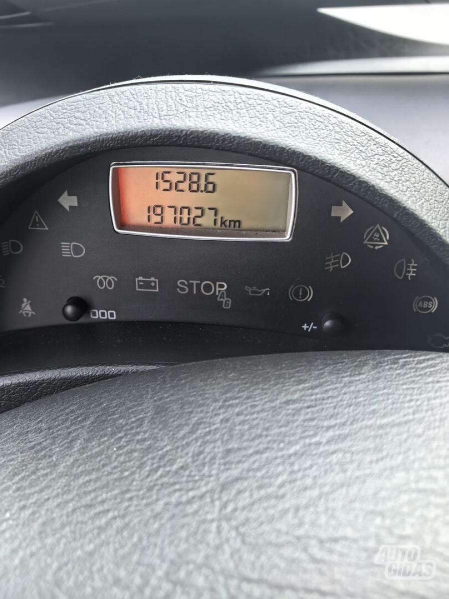 Peugeot 807 2008 in Taurage, with an engine capacity of 2.00 L and mileage of 198 thousand km for 1900 €, photo 7 on AUTOMOTO.COM.LV