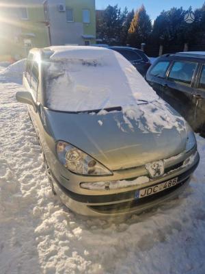 Dzeltens Peugeot 807 2004 Kauņa, ar dzinēja tilpumu 2.18 L un nobraukumu 310 tūkst. km par 900 €, foto  vietnē AUTOMOTO.COM.LV