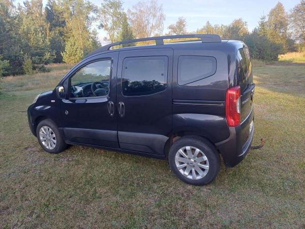Melns Peugeot Bipper 2009 Jonava, ar dzinēja tilpumu 1.36 L un nobraukumu 389 tūkst. km par 2100 €, foto 4 vietnē AUTOMOTO.COM.LV