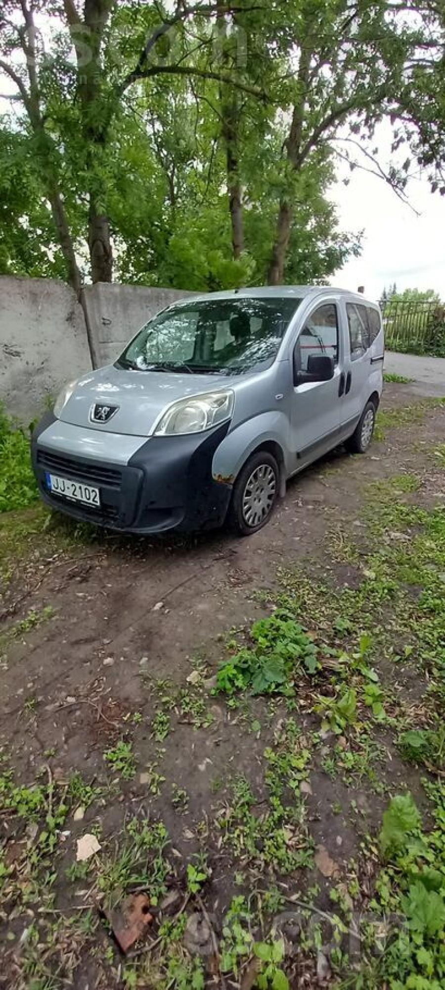Grey Peugeot Bipper 2013 in Riga, with an engine capacity of 1.30 L and mileage of 258 thousand km for 900 €, photo 3 on AUTOMOTO.COM.LV