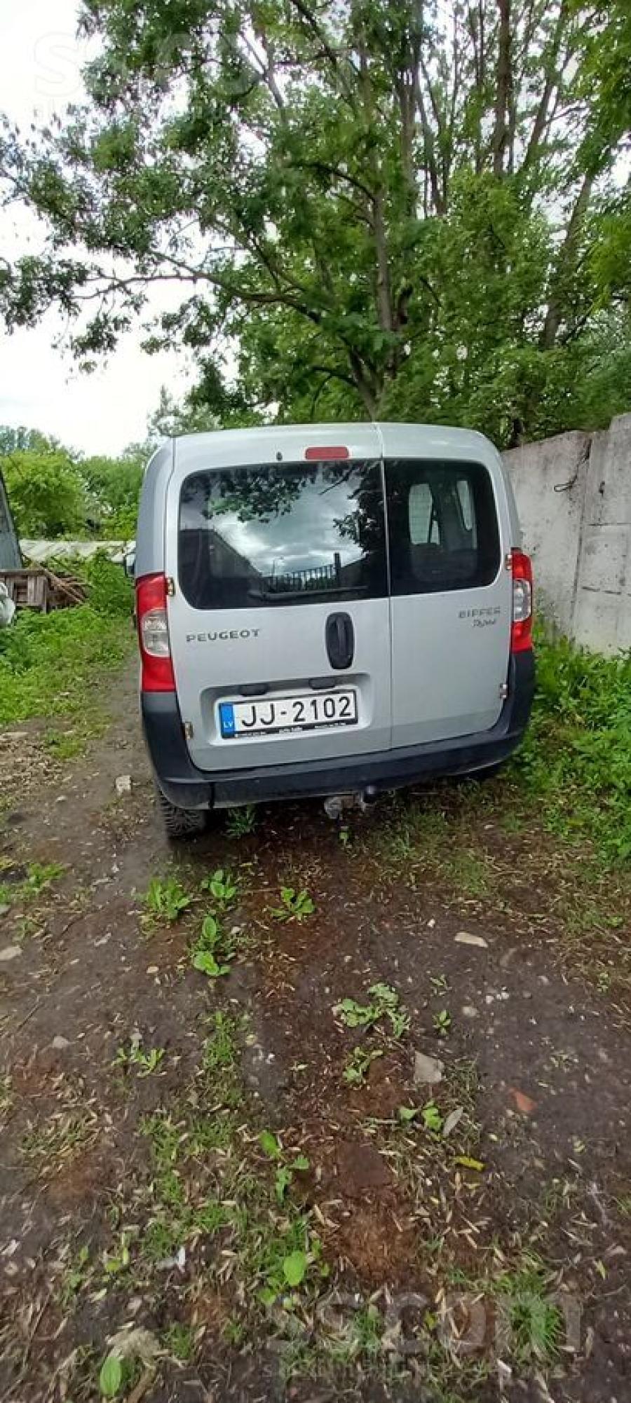 Grey Peugeot Bipper 2013 in Riga, with an engine capacity of 1.30 L and mileage of 258 thousand km for 900 €, photo 4 on AUTOMOTO.COM.LV