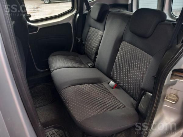 Grey Peugeot Bipper 2013 in Riga, with an engine capacity of 1.30 L and mileage of 268 thousand km for 700 €, photo 5 on AUTOMOTO.COM.LV
