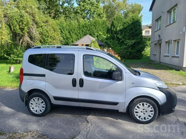 Pelēks Peugeot Bipper 2013 Ogre, ar dzinēja tilpumu 1.30 L un nobraukumu 211 tūkst. km par 2300 €, foto 3 vietnē AUTOMOTO.COM.LV