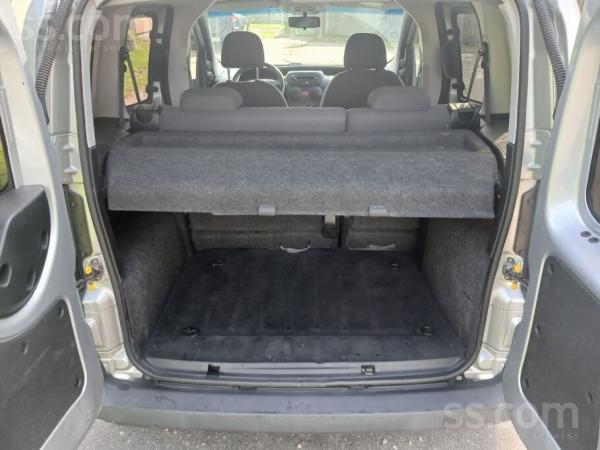 Pelēks Peugeot Bipper 2013 Ogre, ar dzinēja tilpumu 1.30 L un nobraukumu 211 tūkst. km par 2300 €, foto 9 vietnē AUTOMOTO.COM.LV