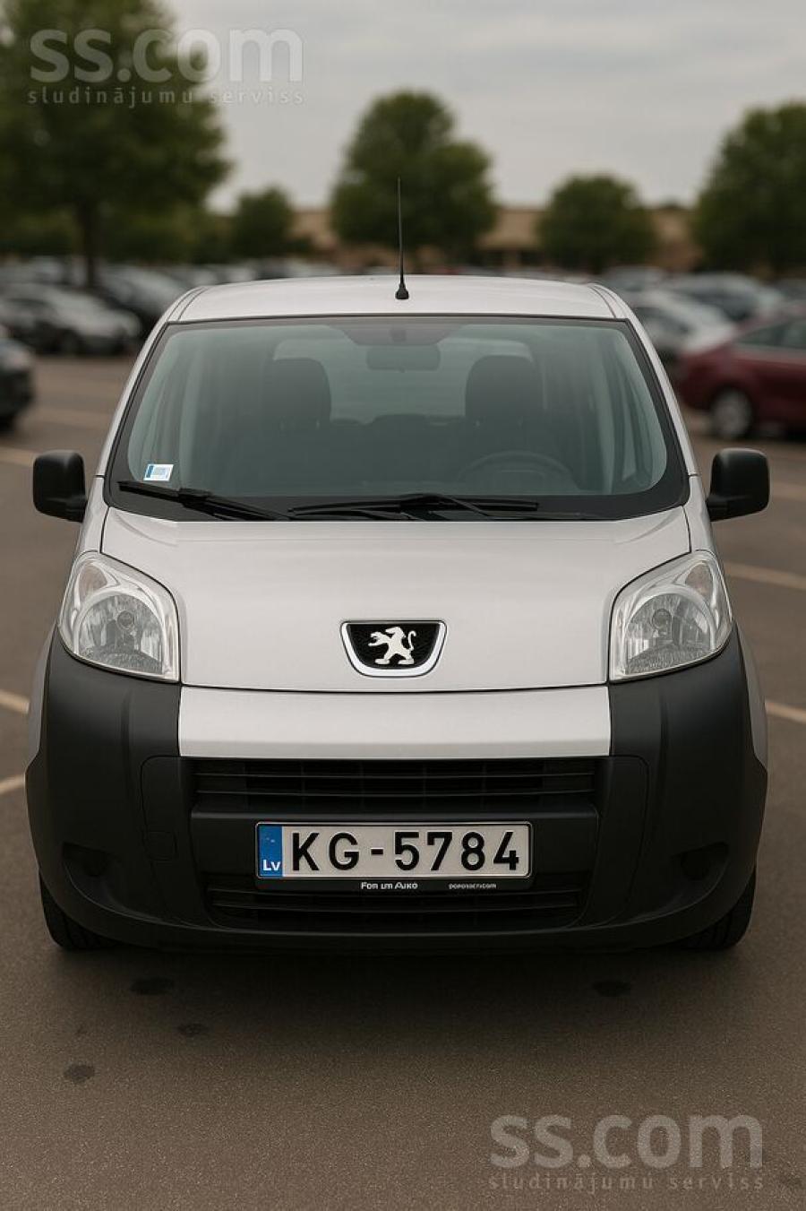 Grey Peugeot Bipper 2016 in Riga, with an engine capacity of 1.30 L and mileage of 148 thousand km for 900 €, photo 2 on AUTOMOTO.COM.LV