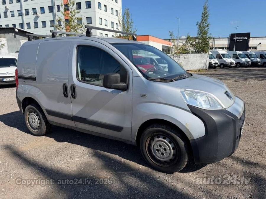 Pelēks Peugeot Bipper 2010 Tallina, ar dzinēja tilpumu 1.40 L un nobraukumu 291 tūkst. km par 599 €, foto 1 vietnē AUTOMOTO.COM.LV