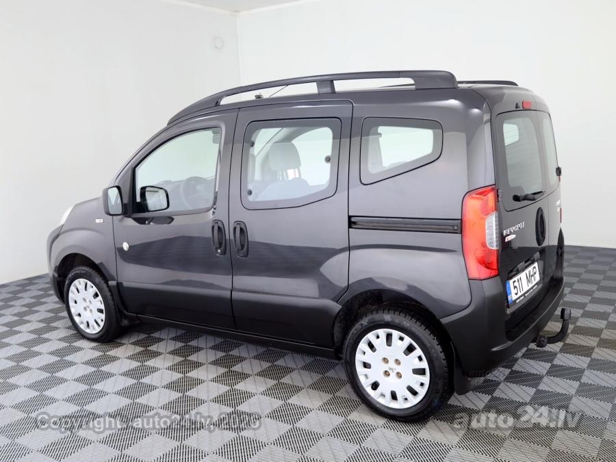 Pelēks Peugeot Bipper 2012 Tallina, ar dzinēja tilpumu 1.40 L un nobraukumu 121 tūkst. km par 2499 €, foto 5 vietnē AUTOMOTO.COM.LV