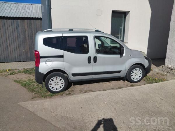Pelēks Peugeot Bipper 2013 Rīga, ar dzinēja tilpumu 1.30 L un nobraukumu 210 tūkst. km par 1000 €, foto 6 vietnē AUTOMOTO.COM.LV