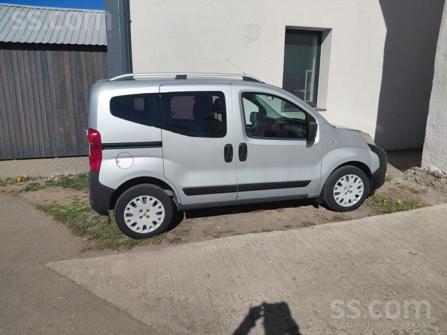 Pelēks Peugeot Bipper 2013 Rīga, ar dzinēja tilpumu 1.30 L un nobraukumu 210 tūkst. km par 1000 €, foto 6 vietnē AUTOMOTO.COM.LV