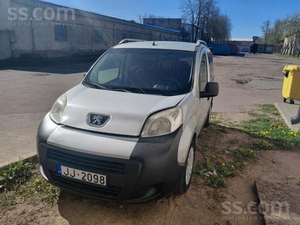 Pelēks Peugeot Bipper 2013 Rīga, ar dzinēja tilpumu 1.30 L un nobraukumu 210 tūkst. km par 1000 €, foto 7 vietnē AUTOMOTO.COM.LV