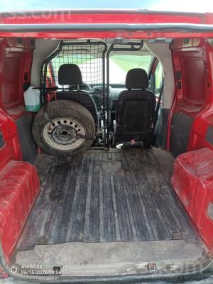 Sarkans Peugeot Bipper 2009 Dobele, ar dzinēja tilpumu 1.40 L un nobraukumu 314 tūkst. km par 650 €, foto 8 vietnē AUTOMOTO.COM.LV
