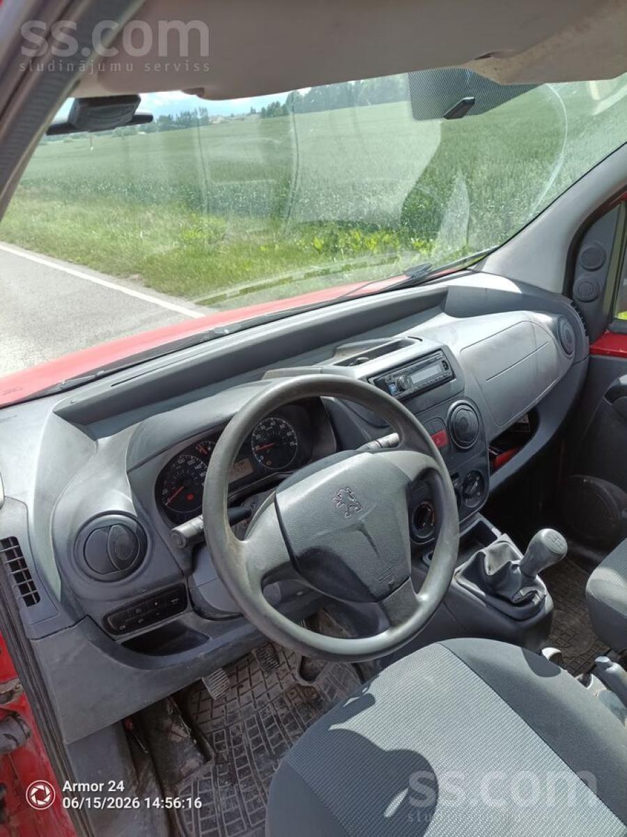 Sarkans Peugeot Bipper 2009 Dobele, ar dzinēja tilpumu 1.40 L un nobraukumu 314 tūkst. km par 650 €, foto 10 vietnē AUTOMOTO.COM.LV