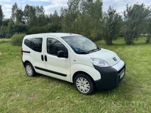 Balts Peugeot Bipper 2011 Jelgava, ar dzinēja tilpumu 1.40 L un nobraukumu 140 tūkst. km par 1500 €, foto  vietnē AUTOMOTO.COM.LV