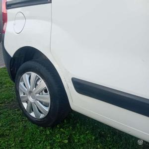 Balts Peugeot Bipper 2016 Šilalė, ar dzinēja tilpumu 1.25 L un nobraukumu 227 tūkst. km par 4500 €, foto 10 vietnē AUTOMOTO.COM.LV