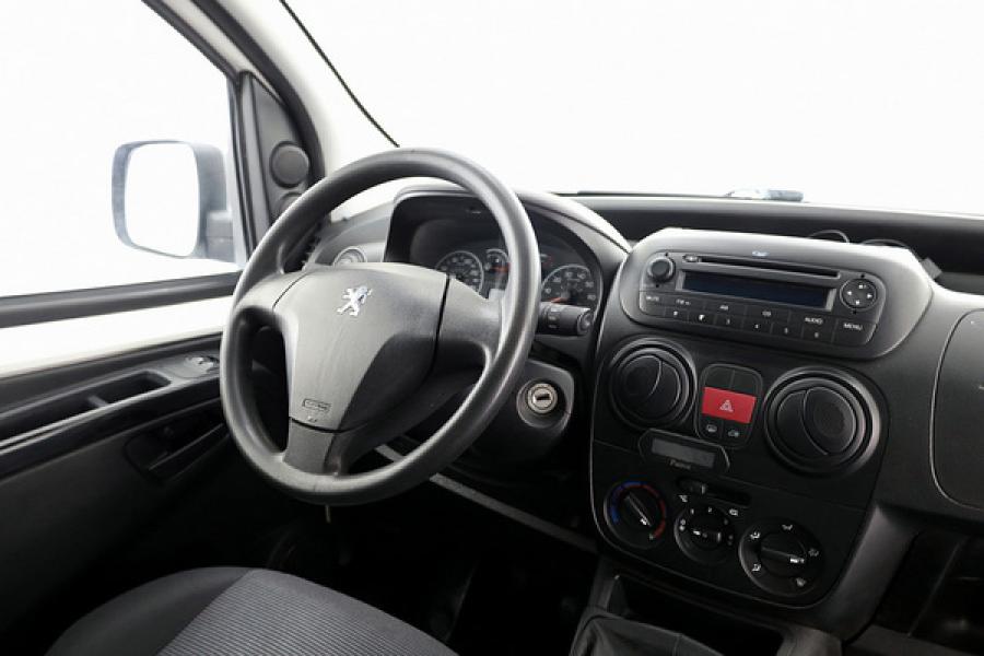 Balts Peugeot Bipper 2011 Tallina, ar dzinēja tilpumu 1.40 L un nobraukumu 194 tūkst. km par 1999 €, foto 6 vietnē AUTOMOTO.COM.LV